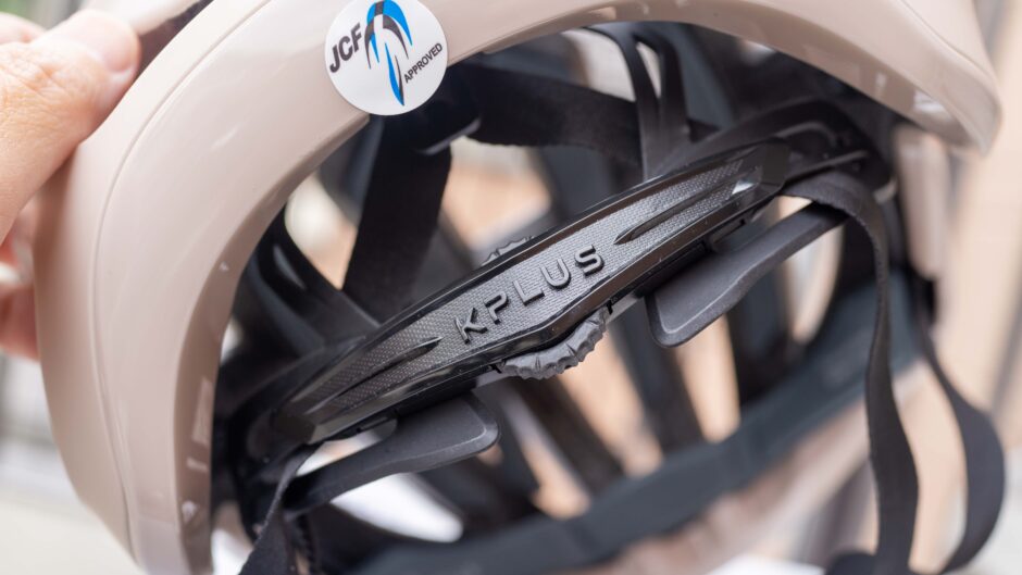 ヘルメットを「KPLUS NOVA」に新調した | ゆるポタ.com